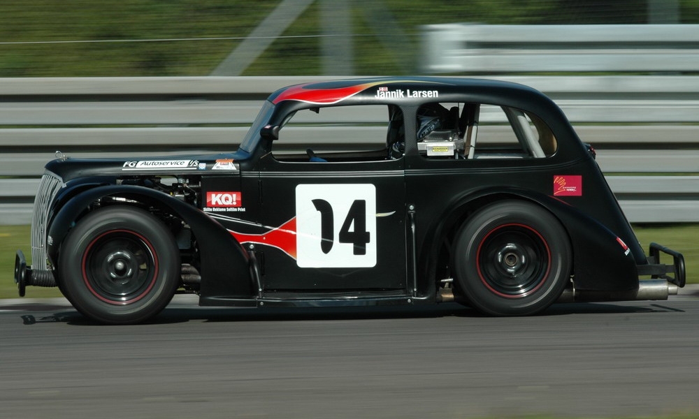 DS RACING Logo Design - 48hourslogo