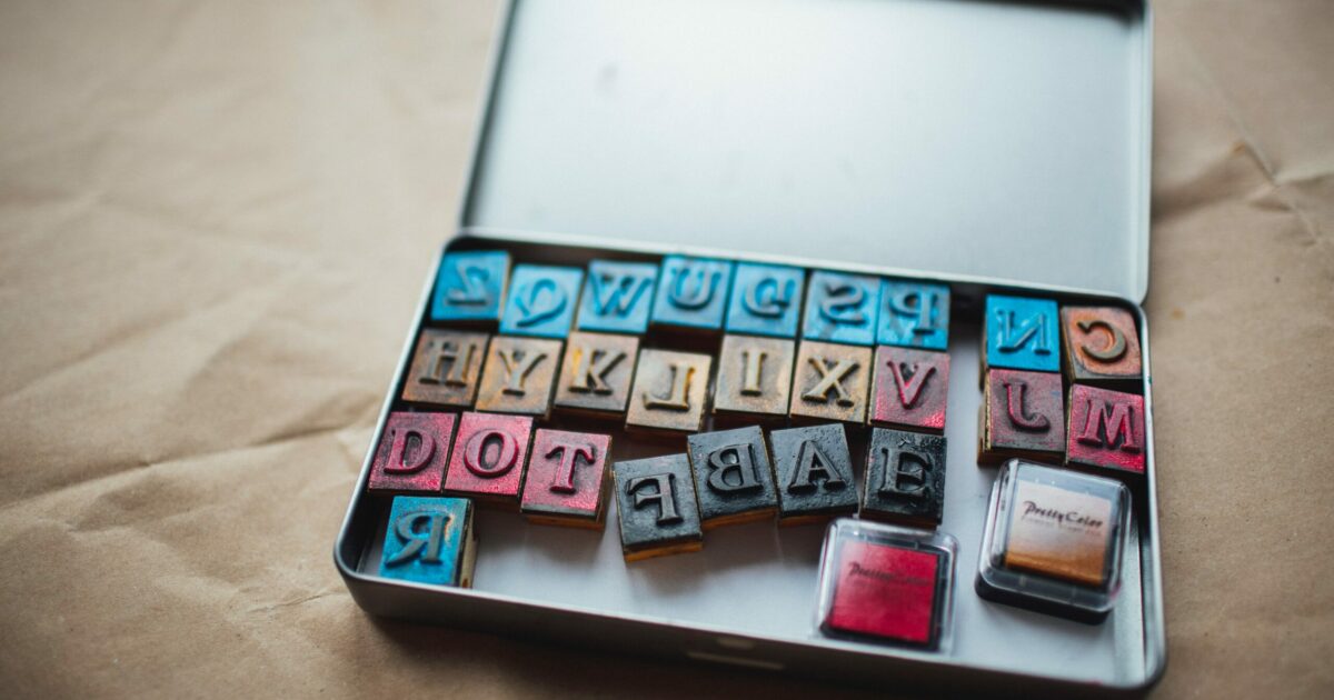 The Basic Font Types Guide: How To Choose One For Your Logo ...